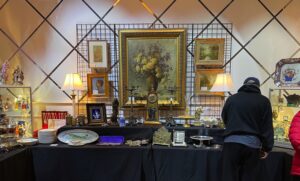 Antiques at the Grand Luxe - Antique Shows Toronto