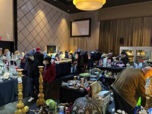 Antiques at the Grand Luxe - Antique Shows Toronto
