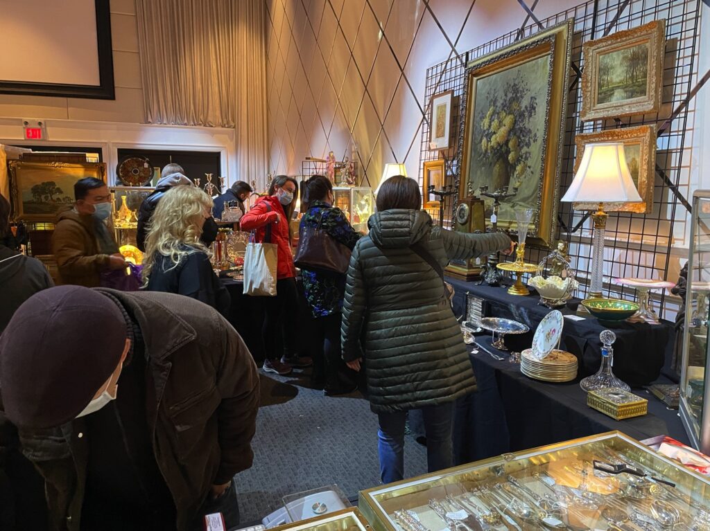 Antiques at the Grand Luxe - Antique Shows Toronto